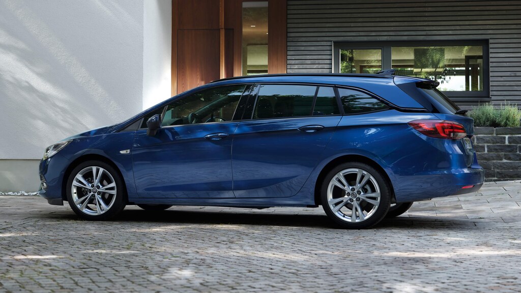 Opel Astra | Choisissez votre modèle | Opel Algérie